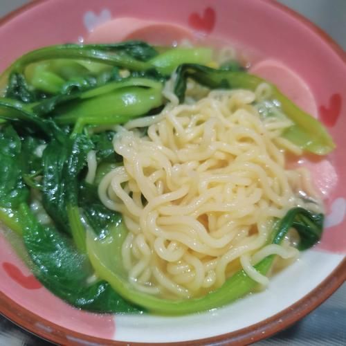 青菜面怎么做好吃_青菜面热量高吗-第2张图片-山城妙识 青菜面怎么做好吃_青菜面热量高吗-第2张图片-山城妙识