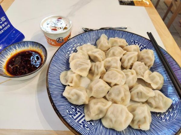 牛肉馅饺子配什么菜_牛肉饺子最佳配菜推荐-第2张图片-山城妙识 牛肉馅饺子配什么菜_牛肉饺子最佳配菜推荐-第2张图片-山城妙识