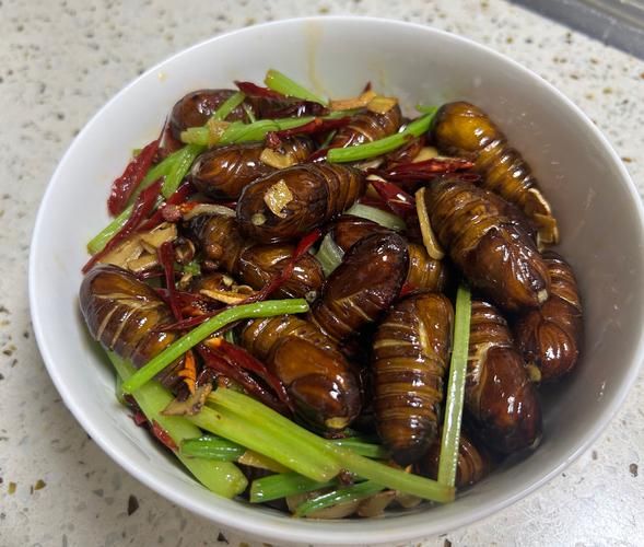 鲜蚕蛹怎么做好吃_家常做法大全-第1张图片-山城妙识
