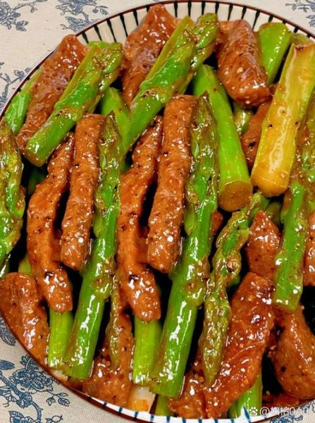 芦笋炒肉丝怎么做_芦笋炒肉丝的营养价值-第2张图片-山城妙识 芦笋炒肉丝怎么做_芦笋炒肉丝的营养价值-第2张图片-山城妙识