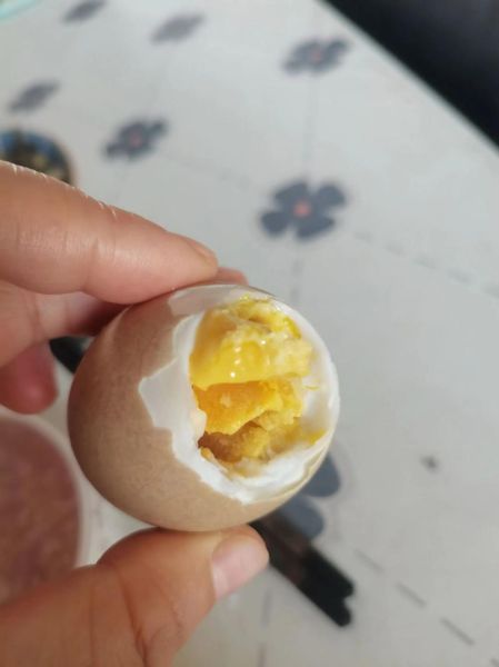 煮咸鸭蛋冷水下锅还是热水_煮多久才流油-第2张图片-山城妙识 煮咸鸭蛋冷水下锅还是热水_煮多久才流油-第2张图片-山城妙识