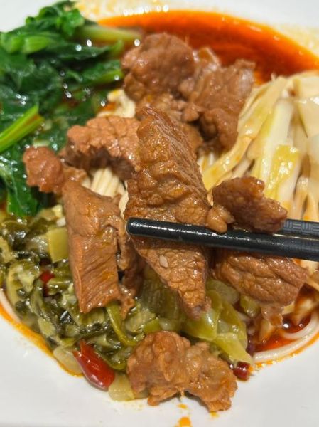 牛肉拌面怎么做好吃_牛肉拌面做法窍门-第1张图片-山城妙识 牛肉拌面怎么做好吃_牛肉拌面做法窍门-第1张图片-山城妙识