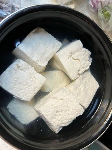 在家怎么做豆腐乳_自制豆腐乳的方法步骤-第2张图片-山城妙识