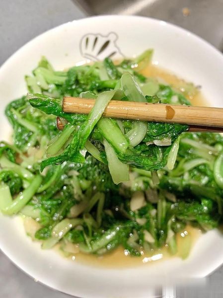 小白菜怎么做好吃_小白菜可以炒什么-第2张图片-山城妙识 小白菜怎么做好吃_小白菜可以炒什么-第2张图片-山城妙识
