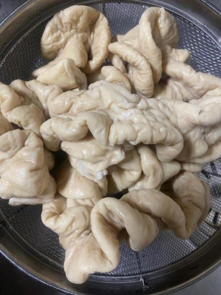 肥肠怎么清洗才干净_肥肠的做法大全家常菜-第1张图片-山城妙识