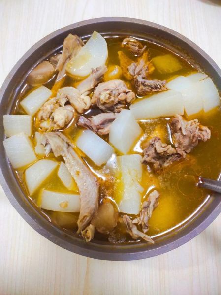 鸭子炖什么好吃_鸭子炖什么食材最香-第2张图片-山城妙识