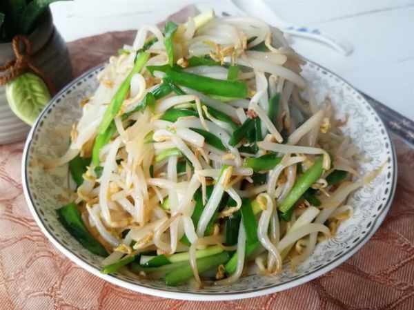 韭菜绿豆芽怎么炒好吃_韭菜绿豆芽炒多久才脆-第1张图片-山城妙识