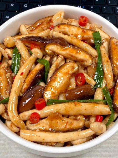 鲜香菇怎么做好吃_鲜香菇炒什么最香-第3张图片-山城妙识 鲜香菇怎么做好吃_鲜香菇炒什么最香-第3张图片-山城妙识