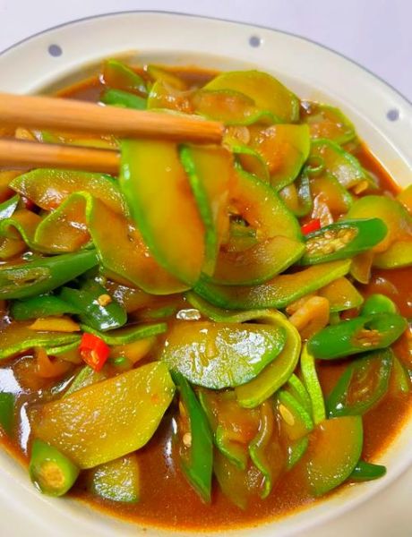 西葫芦和什么一起炒好吃_西葫芦最佳搭配食材-第1张图片-山城妙识 西葫芦和什么一起炒好吃_西葫芦最佳搭配食材-第1张图片-山城妙识