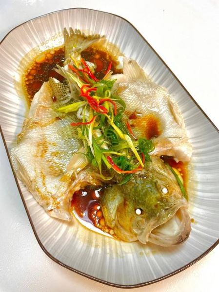 粤菜清蒸鲈鱼怎么做_正宗广式蒸鱼豉油比例-第3张图片-山城妙识 粤菜清蒸鲈鱼怎么做_正宗广式蒸鱼豉油比例-第3张图片-山城妙识