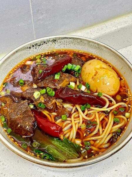 牛肉面怎么做好吃_家常牛肉面做法-第1张图片-山城妙识 牛肉面怎么做好吃_家常牛肉面做法-第1张图片-山城妙识