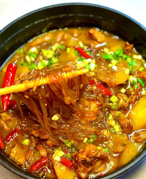 鸡肉炖粉条怎么做好吃_鸡肉炖粉条的做法窍门-第3张图片-山城妙识 鸡肉炖粉条怎么做好吃_鸡肉炖粉条的做法窍门-第3张图片-山城妙识