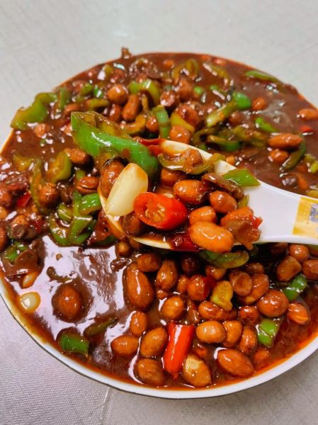 辣子酱加花生米怎么做_辣子酱加花生米做法窍门-第1张图片-山城妙识 辣子酱加花生米怎么做_辣子酱加花生米做法窍门-第1张图片-山城妙识