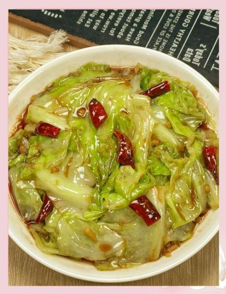 酸辣手撕包菜怎么做_手撕包菜酸辣味秘诀-第1张图片-山城妙识 酸辣手撕包菜怎么做_手撕包菜酸辣味秘诀-第1张图片-山城妙识