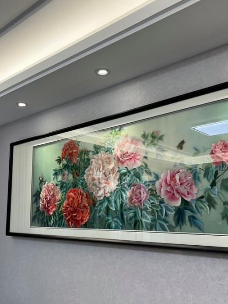 花开富贵图挂在客厅什么位置好_客厅挂画风水讲究-第1张图片-山城妙识 花开富贵图挂在客厅什么位置好_客厅挂画风水讲究-第1张图片-山城妙识