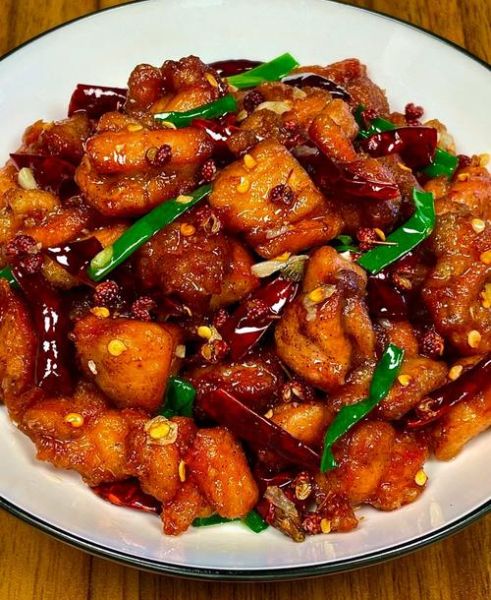鸡丁怎么炒才嫩_家常鸡丁简单做法-第2张图片-山城妙识 鸡丁怎么炒才嫩_家常鸡丁简单做法-第2张图片-山城妙识