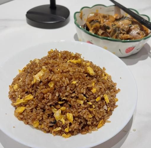 酱油炒饭怎么做_黄磊版教程步骤-第2张图片-山城妙识 酱油炒饭怎么做_黄磊版教程步骤-第2张图片-山城妙识