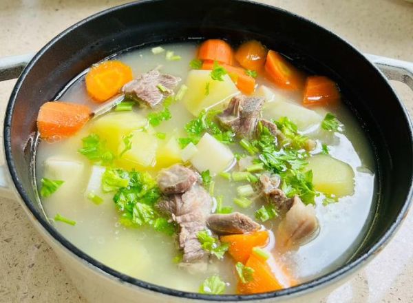 山药胡萝卜炖羊肉的做法_山药胡萝卜炖羊肉的功效-第1张图片-山城妙识 山药胡萝卜炖羊肉的做法_山药胡萝卜炖羊肉的功效-第1张图片-山城妙识
