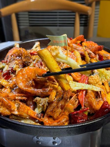 香辣虾火锅店怎么选_香辣虾火锅哪家好吃-第2张图片-山城妙识 香辣虾火锅店怎么选_香辣虾火锅哪家好吃-第2张图片-山城妙识