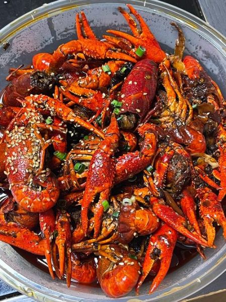 油焖小龙虾怎么做才正宗_正宗油焖小龙虾配方-第2张图片-山城妙识 油焖小龙虾怎么做才正宗_正宗油焖小龙虾配方-第2张图片-山城妙识