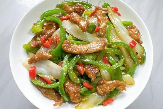 青椒炒白菜怎么做_青椒炒白菜的家常做法-第1张图片-山城妙识 青椒炒白菜怎么做_青椒炒白菜的家常做法-第1张图片-山城妙识