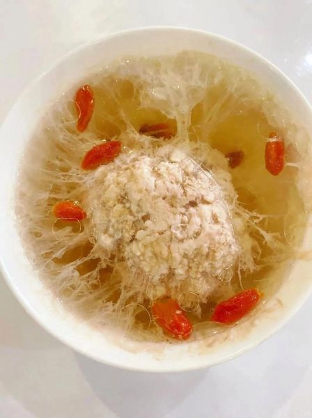 瘦肉汤怎么做更鲜更嫩_瘦肉汤去腥嫩肉技巧-第3张图片-山城妙识