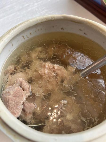 瘦肉汤怎么做更鲜更嫩_瘦肉汤去腥嫩肉技巧-第1张图片-山城妙识