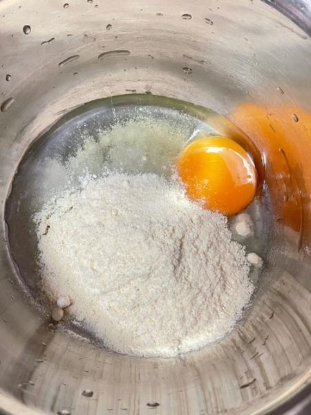 黑巧克力慕斯蛋糕怎么做_黑巧克力慕斯蛋糕热量高吗-第3张图片-山城妙识 黑巧克力慕斯蛋糕怎么做_黑巧克力慕斯蛋糕热量高吗-第3张图片-山城妙识