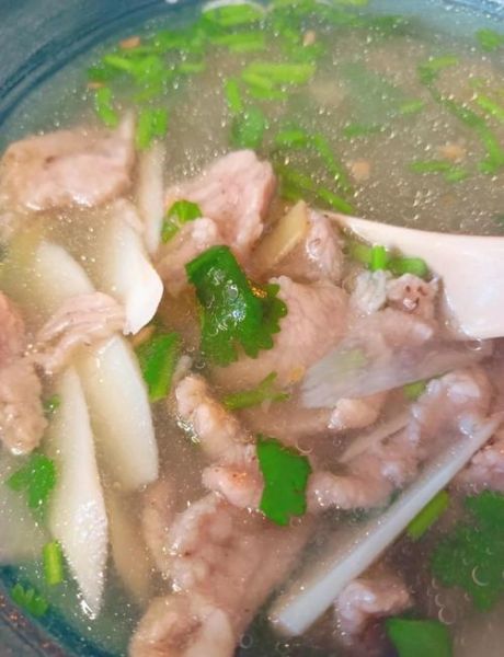 肉片汤怎么做才嫩_正宗肉片汤的做法大全窍门-第1张图片-山城妙识 肉片汤怎么做才嫩_正宗肉片汤的做法大全窍门-第1张图片-山城妙识