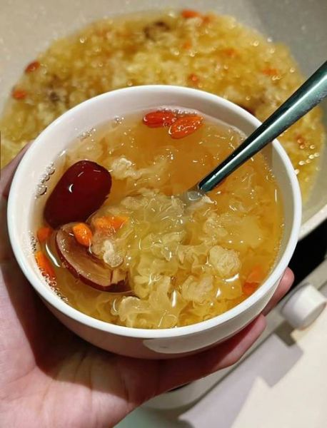 银耳红枣汤隔夜能吃吗_怎么保存才安全-第3张图片-山城妙识 银耳红枣汤隔夜能吃吗_怎么保存才安全-第3张图片-山城妙识