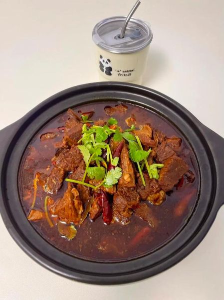 红烧牛肉怎么做好吃又嫩_家常红烧牛肉最正宗做法-第3张图片-山城妙识 红烧牛肉怎么做好吃又嫩_家常红烧牛肉最正宗做法-第3张图片-山城妙识