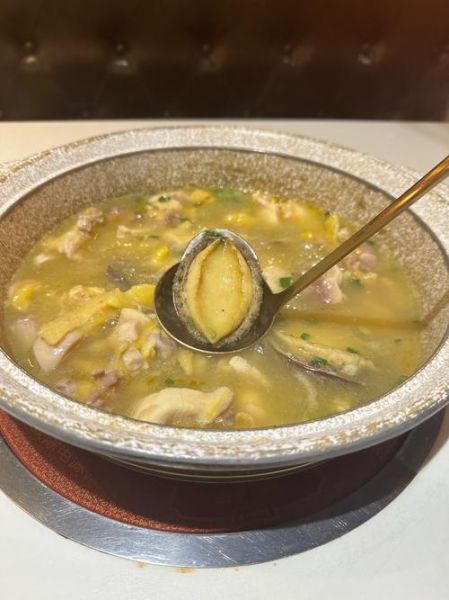 鲜鲍鱼鸡汤怎么做_鲜鲍鱼鸡汤的营养价值-第1张图片-山城妙识
