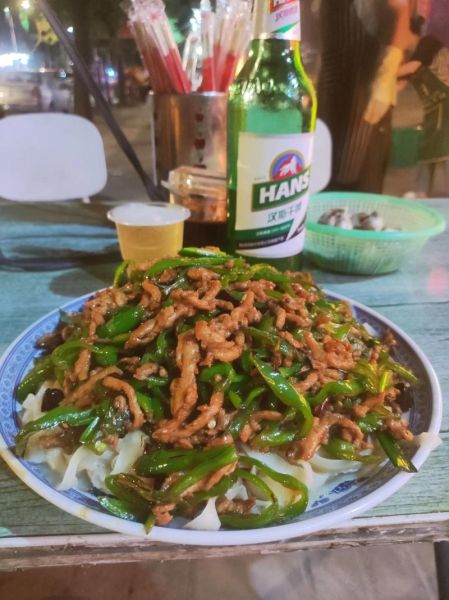 青椒肉丝盖浇面怎么做_青椒肉丝盖浇面热量高吗-第2张图片-山城妙识 青椒肉丝盖浇面怎么做_青椒肉丝盖浇面热量高吗-第2张图片-山城妙识
