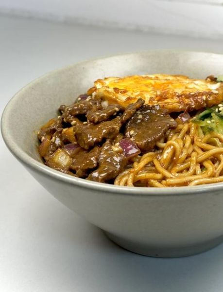 咖喱牛肉面怎么做才好吃_咖喱牛肉面热量高吗-第1张图片-山城妙识 咖喱牛肉面怎么做才好吃_咖喱牛肉面热量高吗-第1张图片-山城妙识
