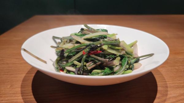 炒红菜苔家常做法_红菜苔怎么炒不苦-第3张图片-山城妙识