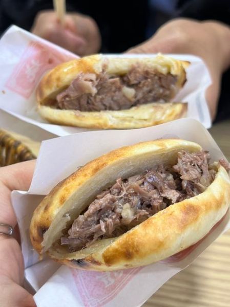 驴肉火烧好吃吗_驴肉火烧为什么香-第3张图片-山城妙识 驴肉火烧好吃吗_驴肉火烧为什么香-第3张图片-山城妙识
