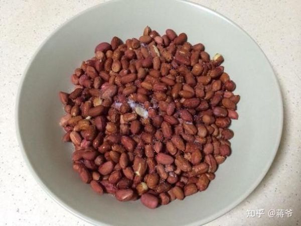 怎样炒花生米好吃_炒花生米不糊的秘诀-第2张图片-山城妙识
