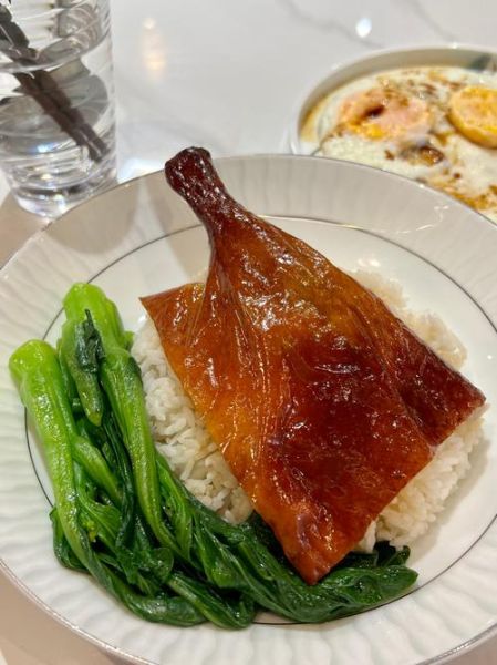 鸭腿饭热量高吗_鸭腿饭怎么做好吃-第1张图片-山城妙识