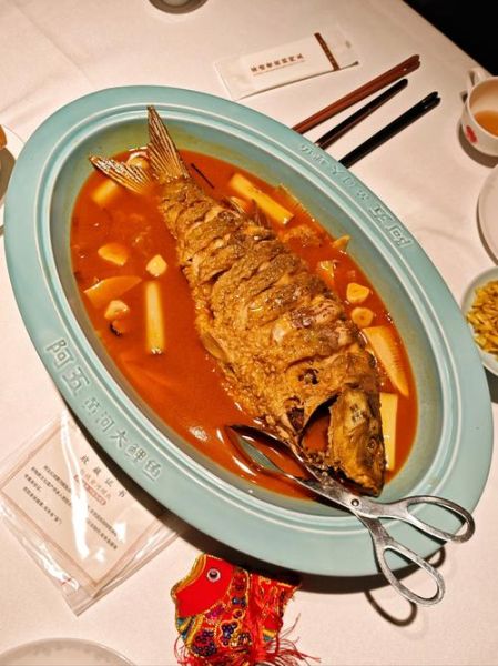 大鲤鱼怎么做_清蒸还是红烧-第2张图片-山城妙识