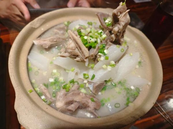 羊排汤怎么熬_羊排汤去膻味技巧-第3张图片-山城妙识 羊排汤怎么熬_羊排汤去膻味技巧-第3张图片-山城妙识