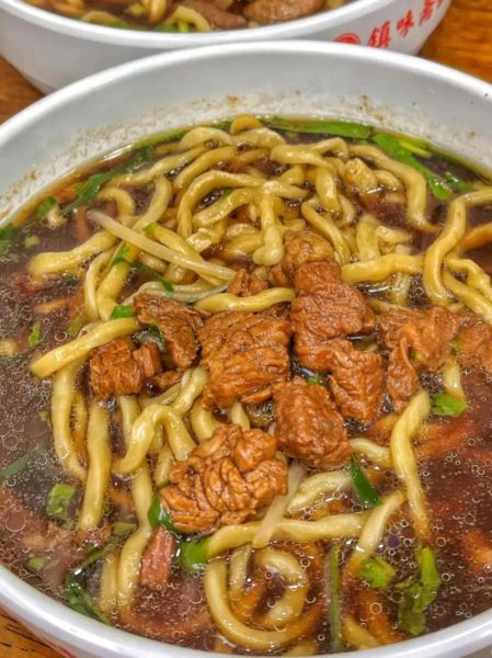 锅盖面怎么做_锅盖面配料有哪些-第1张图片-山城妙识