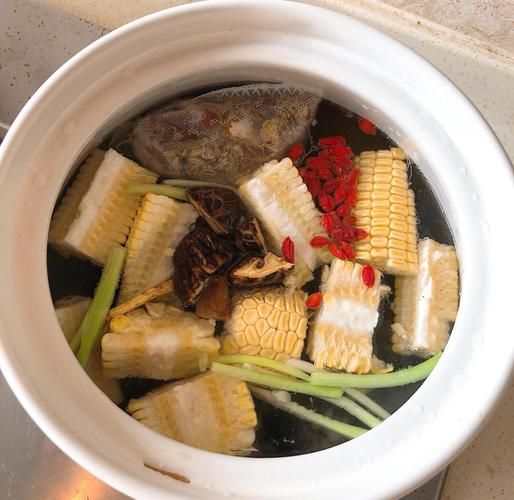 鸡汤米线怎么做_鸡汤米线配料有哪些-第2张图片-山城妙识 鸡汤米线怎么做_鸡汤米线配料有哪些-第2张图片-山城妙识