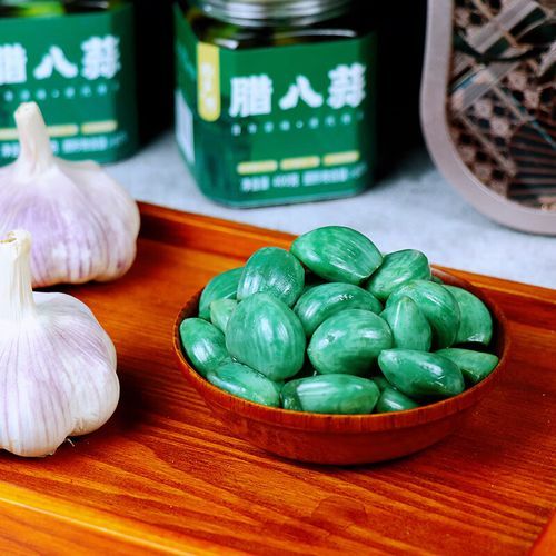 怎样泡腊八蒜又绿又脆_腊八蒜怎么泡才翠绿爽脆-第2张图片-山城妙识 怎样泡腊八蒜又绿又脆_腊八蒜怎么泡才翠绿爽脆-第2张图片-山城妙识