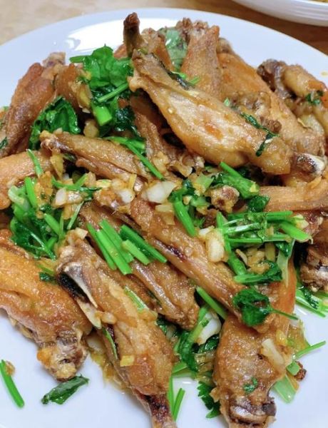 家常爆炒鸡翅怎么做_鸡翅怎么炒才入味-第1张图片-山城妙识 家常爆炒鸡翅怎么做_鸡翅怎么炒才入味-第1张图片-山城妙识
