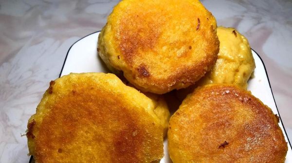 东北玉米面大饼子怎么做_东北玉米面大饼子热量高吗-第3张图片-山城妙识 东北玉米面大饼子怎么做_东北玉米面大饼子热量高吗-第3张图片-山城妙识