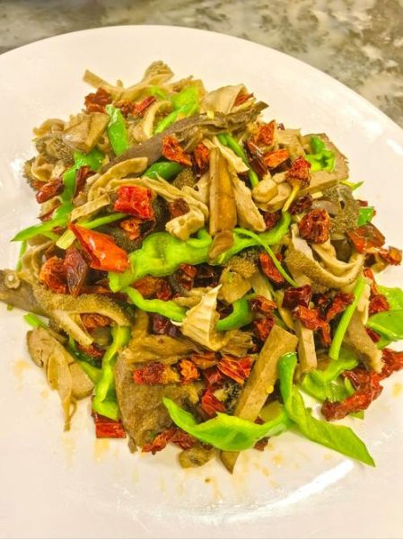 炒羊杂怎么做好吃_炒羊杂去腥技巧-第1张图片-山城妙识