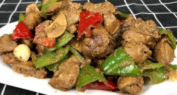 鸡肝炒辣椒怎么做_鸡肝炒辣椒的家常做法-第2张图片-山城妙识