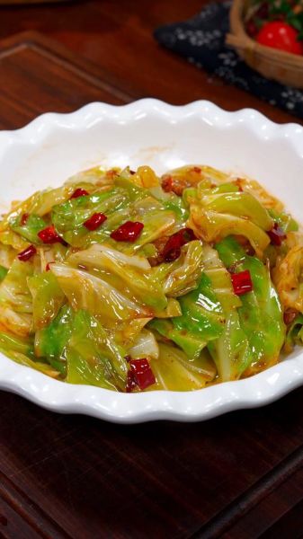 干锅白菜怎么炒才脆_干锅白菜要不要焯水-第3张图片-山城妙识 干锅白菜怎么炒才脆_干锅白菜要不要焯水-第3张图片-山城妙识
