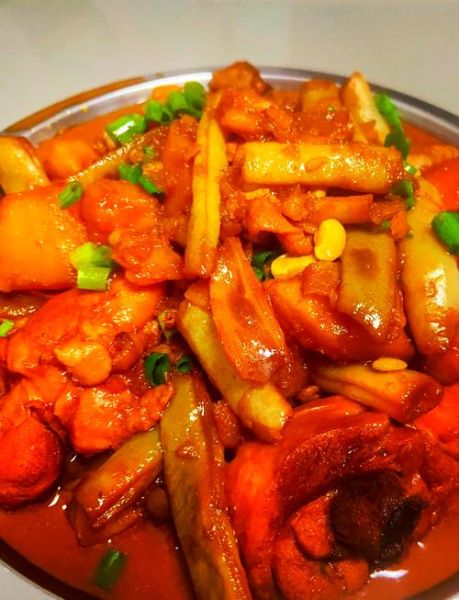 鸡腿炖土豆怎么做_鸡腿炖土豆要焯水吗-第3张图片-山城妙识 鸡腿炖土豆怎么做_鸡腿炖土豆要焯水吗-第3张图片-山城妙识