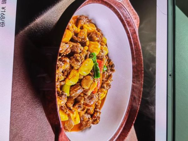 板栗烧鸭怎么做_板栗烧鸭的做法大全-第1张图片-山城妙识